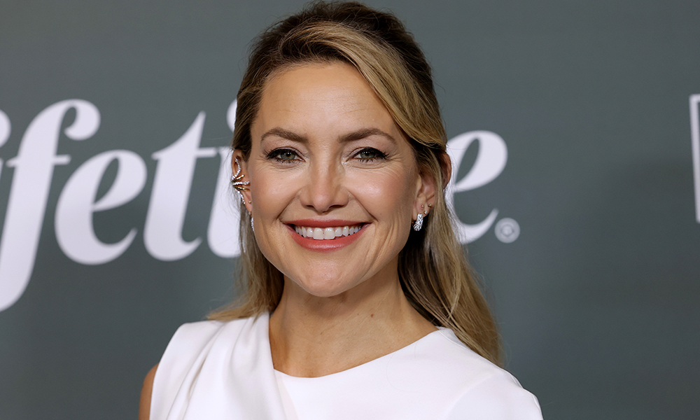 Kate Hudson's Hairstylist Admits Her New Bob Is Faux - Curavital